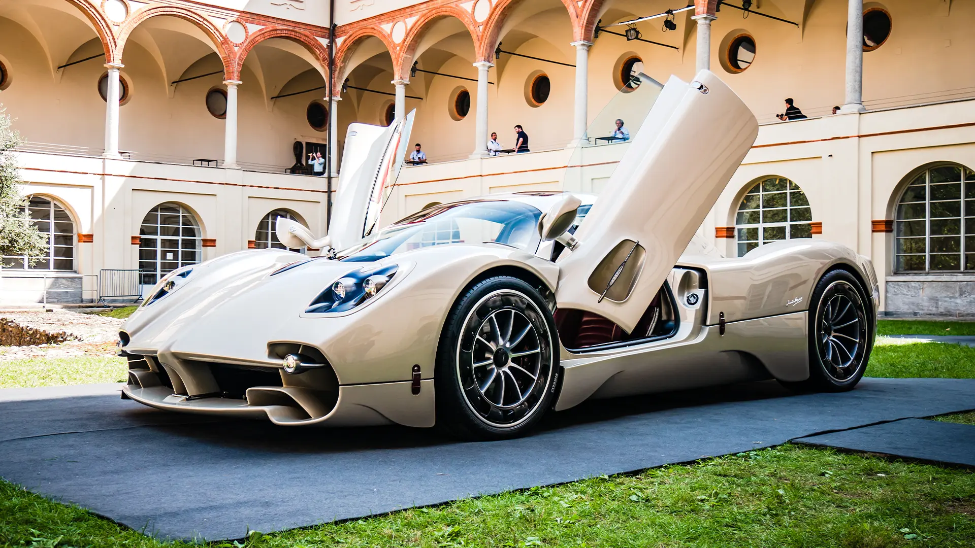 La presentación del nuevo Pagani Utopia, en fotografías
