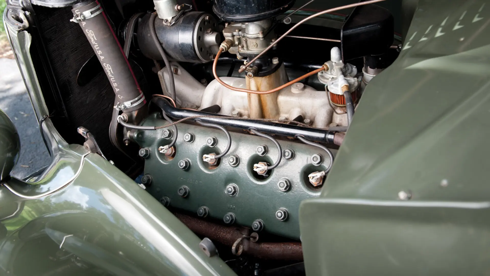¿Sabes cuál fue el primer coche con motor V8?