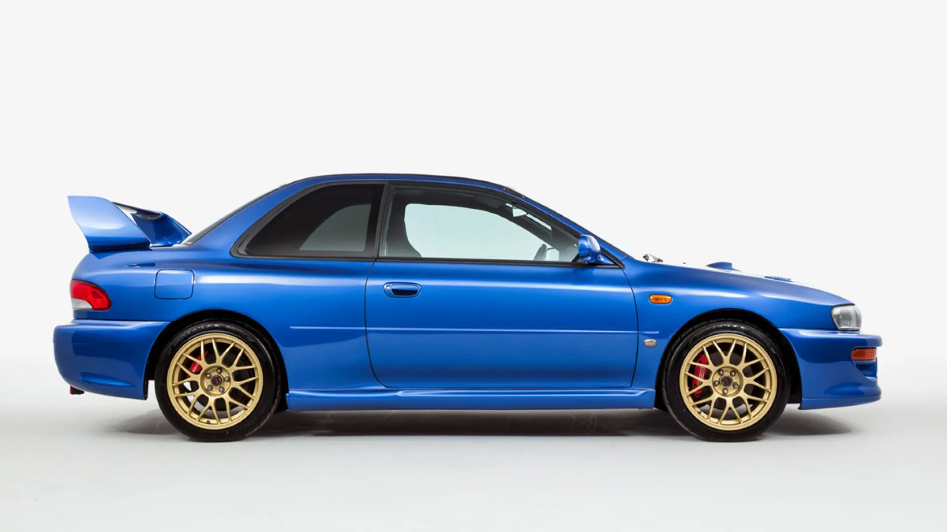 ¿Pagarías 116.000 euros por un Subaru Impreza STI 22B?