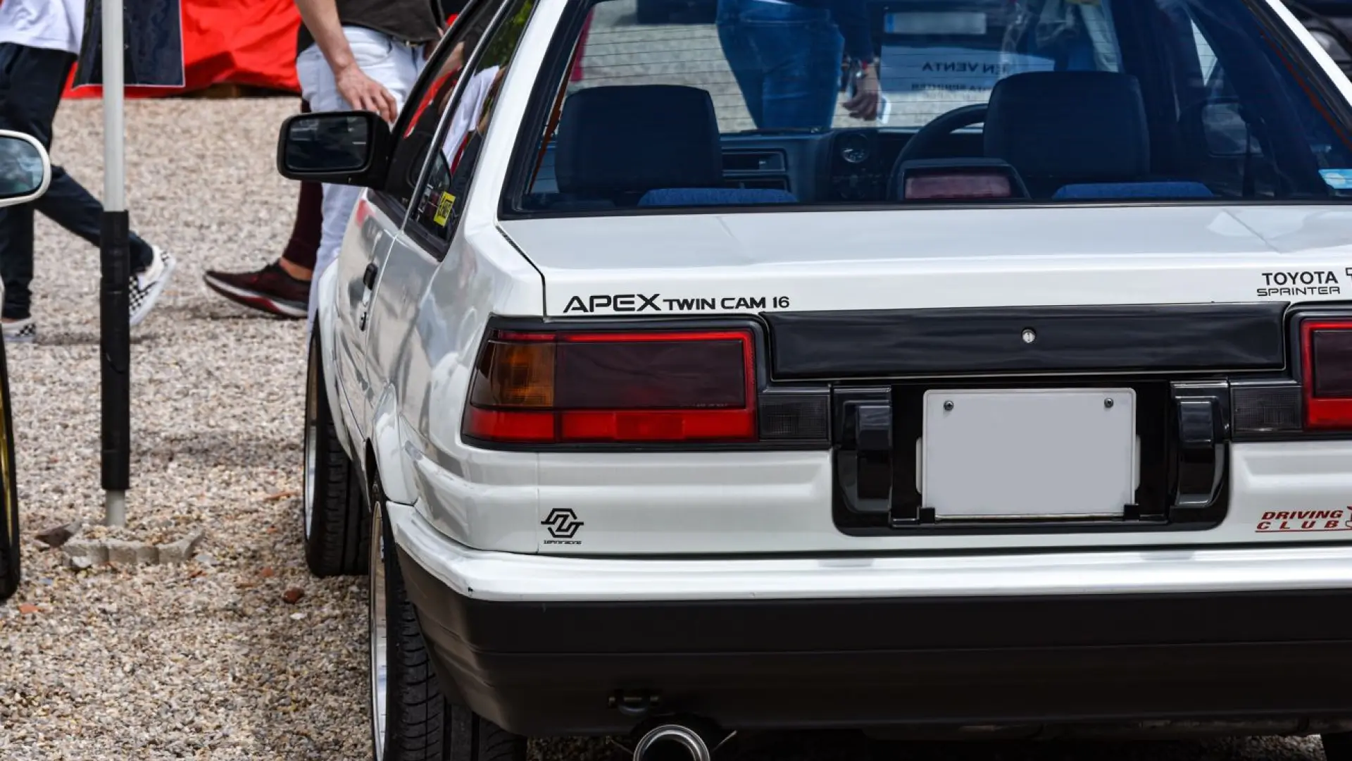 Toyota AE86 Levin Hatchback y Trueno Sedan