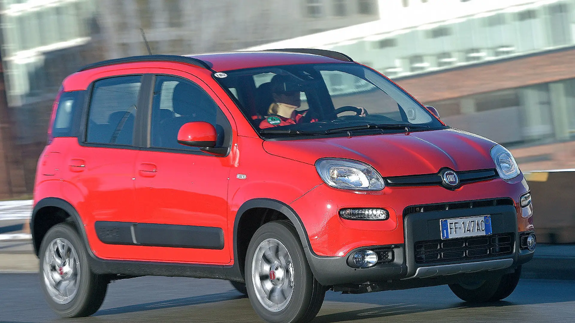 Al volante: Suzuki Jimny vs Fiat Panda 4x4