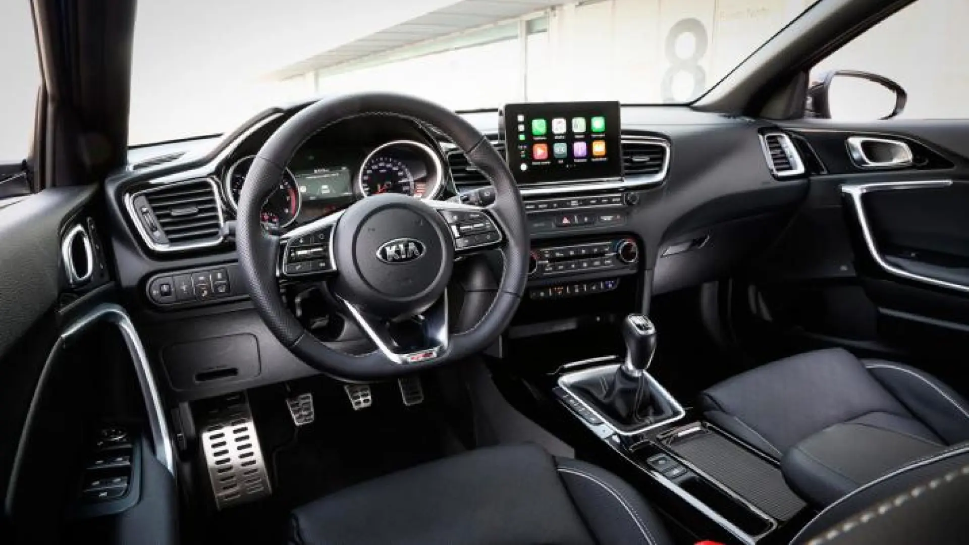 Kia Ceed Tourer VS Kia ProCeed interior
