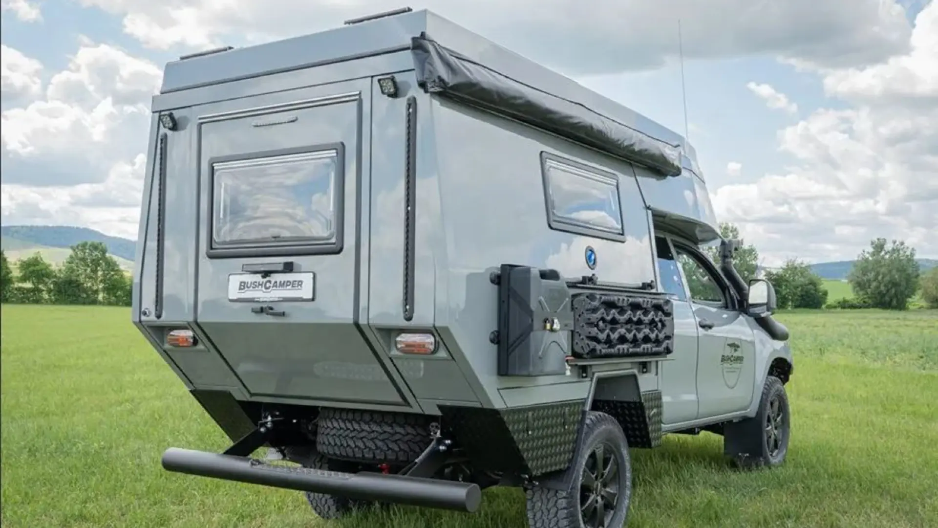 Toyota Hilux BushCamper (2)