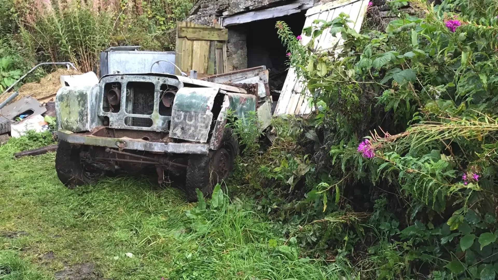 Richard Hammond encuentra el primer Land Rover