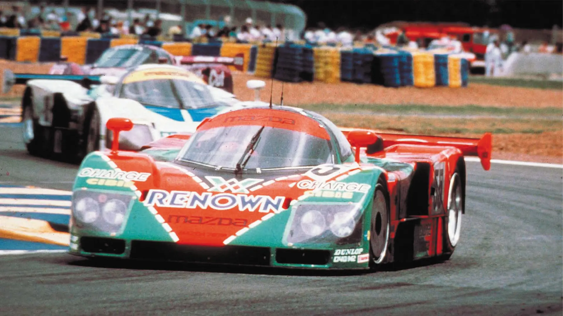 El secreto del Mazda 787b Wankel: trompetas de admisión variable