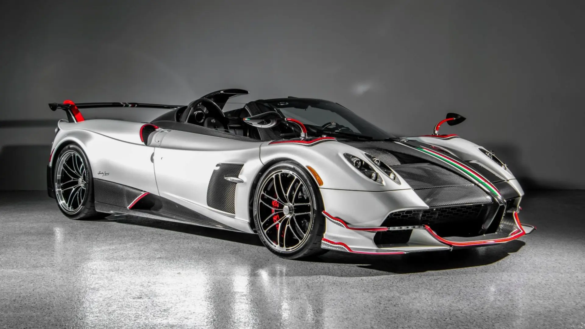 Si llegaste tarde a por el Pagani Huayra Roadster con el M158 V12 de ...